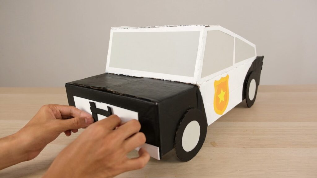 Cardboard Police Car – Theinspiredingenuity